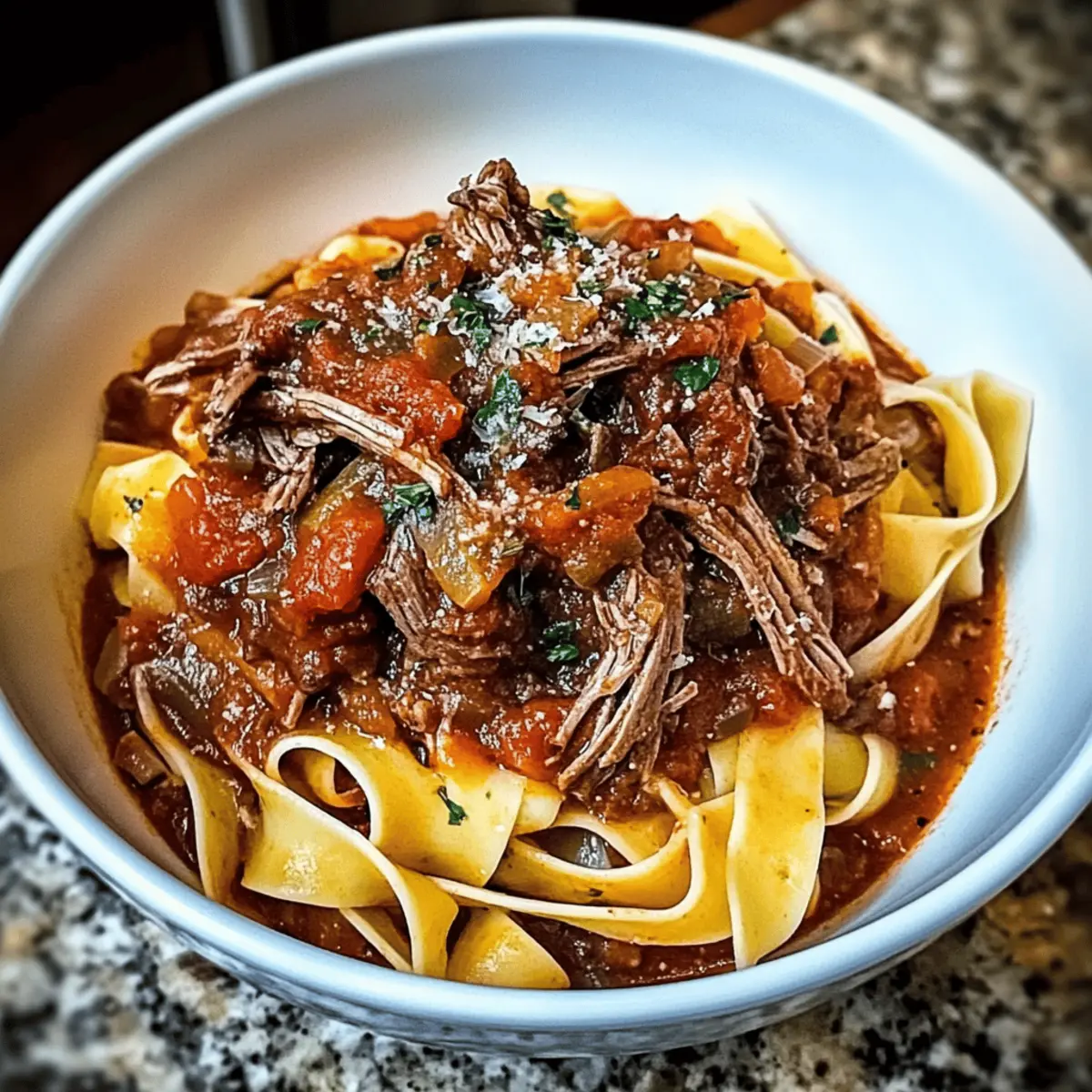 Ultimate Slow Cooker Beef Ragu: Hearty Comfort Food Delight